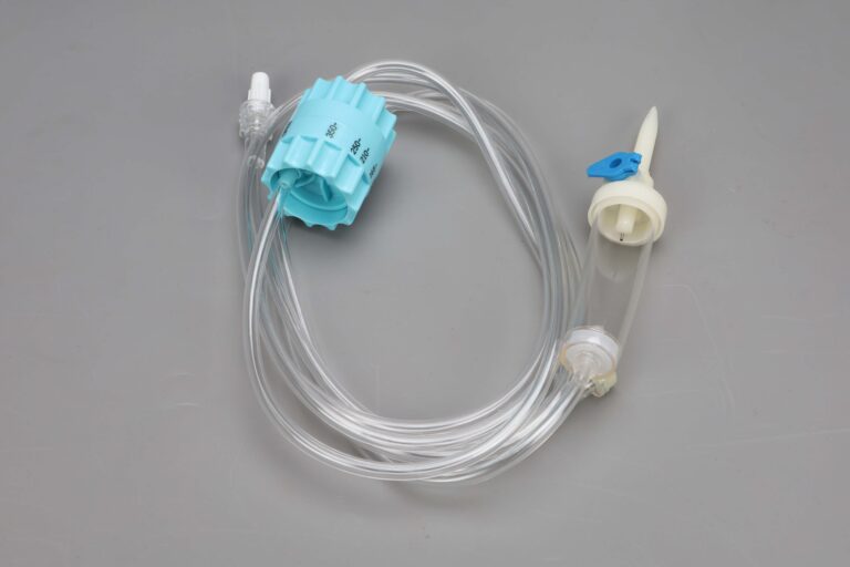 Drip Control | IV Flow Regulator with IV & Extension Set | George Philips